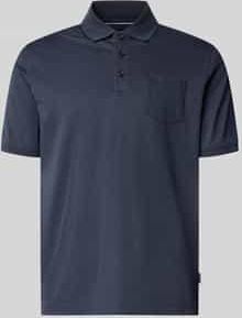 Bugatti Regular Fit Poloshirt mit Brusttasche und Label-Stitching