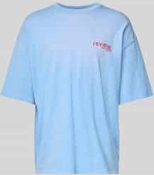 Review T-Shirt mit Label-Print