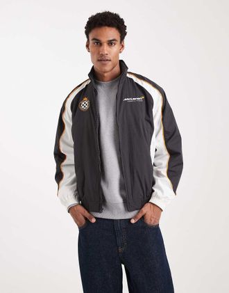 Hollister McLaren Racing - Nylon-Jacke in Schwarz mit Colourblock-Detail