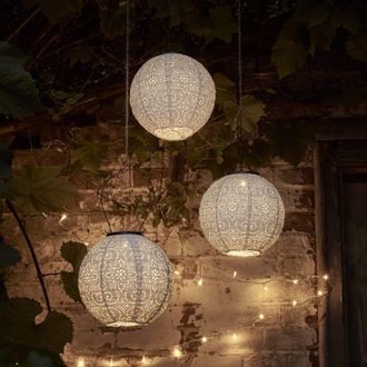 Lights4fun 3er Set LED Solar Lampion Tyvek Weiß Marokkanische Laterne Außen Gartenbeleuchtung Solar Gartenleuchten für außen Solarleuchten Garten Lampions Wetter