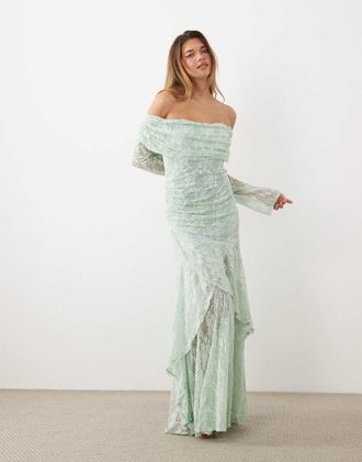 Asos robe longue en dentelle &agrave; &eacute;paules d&eacute;nud&eacute;es et manches longues en menthe-Vert