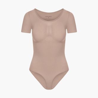 creamy fabrics Bodysuit Sculpting Shapewear T-Shirt mit Slip