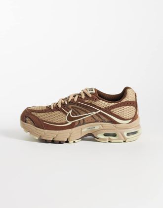 Nike Air Max Moto 2K - Sneaker aus Wildleder in Braun