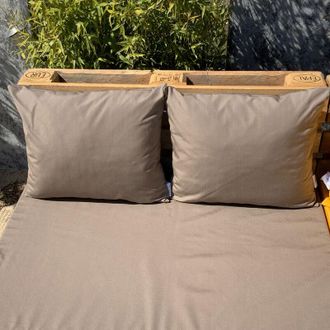 HOME MAISON Ensemble de 2 coussins ext&eacute;rieurs pour salon palette Taupe 50x60 cm