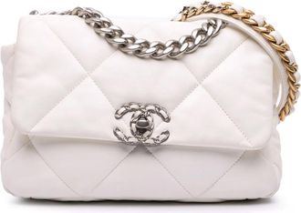 Chanel Hobo Bags - Medium Lambskin 19 Flap - Gr. unisize - in Weiß - für Damen