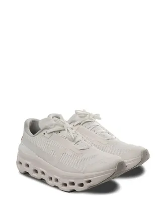 On Cloudmonster Sneakers - White