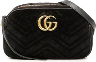 Gucci Hobo Bags - Small GG Marmont Matelasse Velvet Crossbody - Gr. unisize - in Schwarz - f&uuml;r Damen