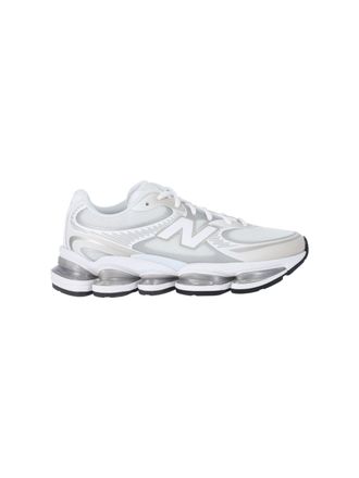 New Balance Sneakers 2000