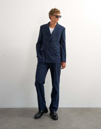 Topman pantalon relaxed fit &agrave; rayures fines bleu marine