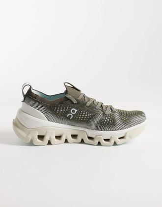 On Cloud X Tempo baskets dentra&icirc;nement marron et blanches