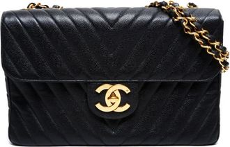 Chanel sac porté épaule à motif de chevrons - Noir