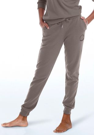 Bench Jogginghose BENCH. LOUNGEWEAR, Damen, Gr. 32/34, N-Gr, grau (taupe), Sweatware, Obermaterial: 60% Baumwolle, 40% Polyester, bestickt, unifarben, beque