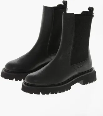 Ferragamo Hammered Leather Chelsea Ankle Boots ODERICO size 40,5