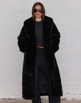 Aria Cove manteau long oversize en fausse fourrure noir