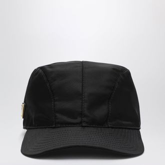 Prada Kappe mit Schirm aus schwarzem Re-Nylon
