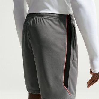 Nike Strike Fu&szlig;ballshorts f&uuml;r Herren (Grau)