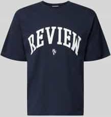 Review T-Shirt mit Label-Print und Rundhalsausschnitt