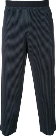 Homme Pliss&eacute; Issey Miyake Plissierte Cropped-Hose - Gr&uuml;n