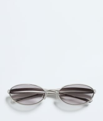 Bottega Veneta Lunettes De Soleil Ovales Sardine - Bottega Veneta