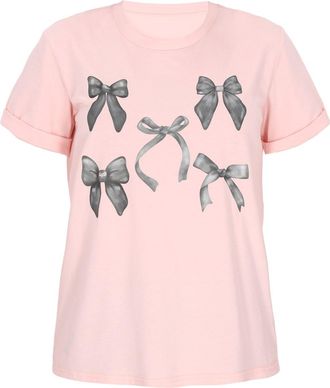 Faina T-Shirt Fashion Look