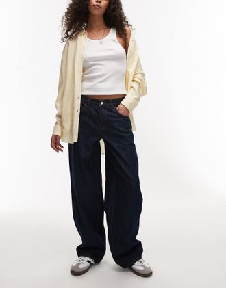 Topshop Jean d&eacute;contract&eacute; &agrave; taille basse cintr&eacute;e - Indigo brut-Bleu