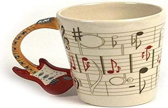 Puckator 1x Puckator Keramik Tasse mit Noten und Gitarrenhenkel von Ted Smith Farbenauswahl nach Zufallsprinzip