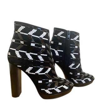Burberry Black & White Beaded Suede 115 Ankle Boots Size 36