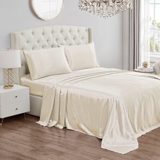 Juicy Couture Satin-Bettlaken-Set, seidig Glatte Bettlaken, Bettw&auml;sche f&uuml;r Doppelbett, 3-teiliges Set beinhaltet Spannbetttuch, knitterfrei und fusselfrei, elfenbei