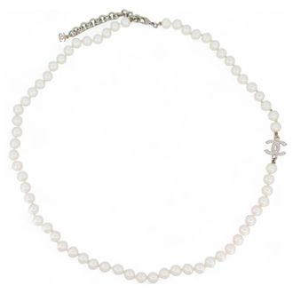 Chanel Halskette - NEUE CHANEL CC LOGO SILBERNE PERLENKETTE MIT STRAS - Gr. unisize - in Silber - f&uuml;r Damen