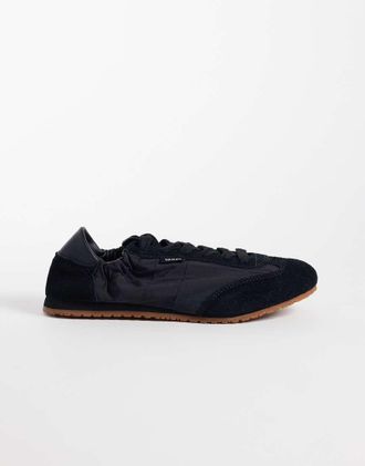 Vans Super Low Pro Collapse Sneaker in Schwarz