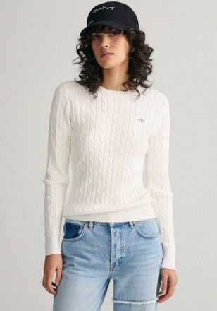 GANT Strickpullover STRETCH COTTON CABLE C-NECK mit Logostickerei auf der Brust