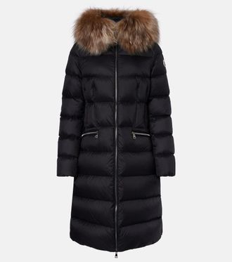 Moncler Daunenmantel Boedic mit Shearling
