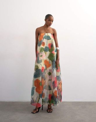 Topshop Robe bandeau longue en organza effet superpos&eacute; - Imprim&eacute; fleurs floues-Pas de couleur
