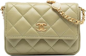 Chanel Hobo Bags - Lambskin Enamel Coco Hearts Clutch with Chain - Gr. unisize - in Grün - für Damen