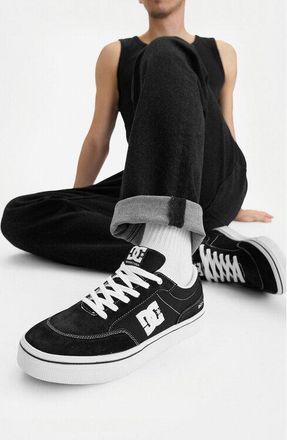 DC Sneakers aus Stoff EO-MC-250623YX Schwarz