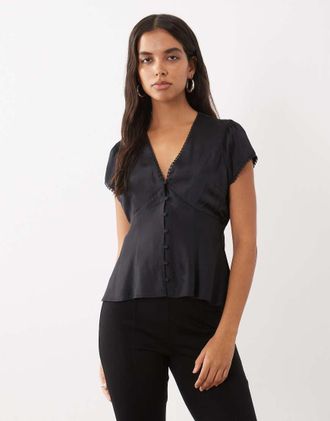 Abercrombie & Fitch blouse col V &agrave; manches courtes en noir