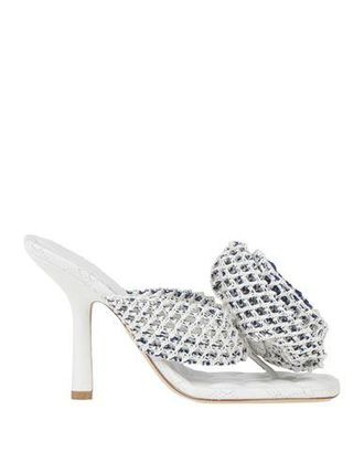 Burberry CHAUSSURES - Tongs sur YOOX.COM