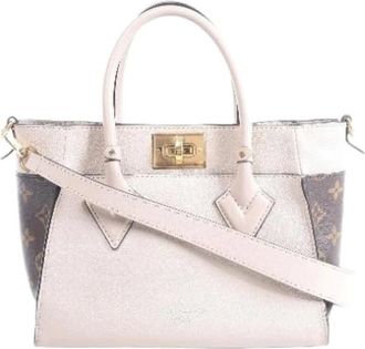 Louis Vuitton Pre-owned On My Side PM - Femme - Pre-owned - Beige - Taille: ONE Size