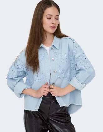 Only Jacke in zartem Chambray-Blau