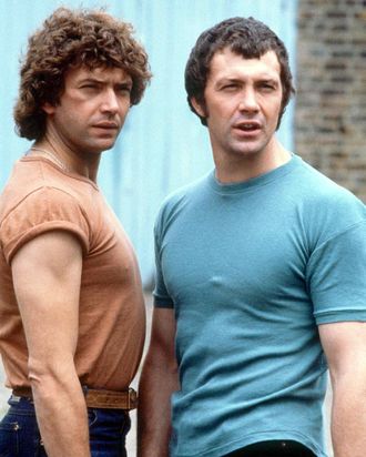 Generic The Professionals (TV) Lewis Collins Bodie Martin Shaw Doyle Foto 25,4 x 20,3 cm