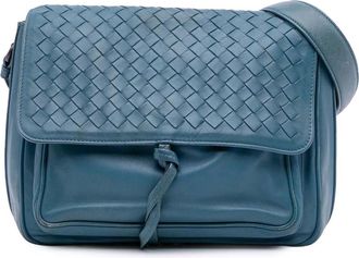 Bottega Veneta Hobo Bags - Intrecciato Trimmed Nappa Flap Crossbody - Gr. unisize - in Blau - für Damen