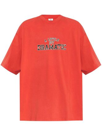 VETEMENTS t-shirt A Little Bit Dramática - Rouge