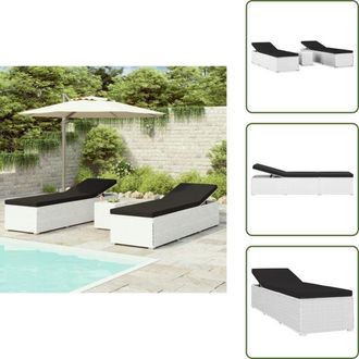 vidaXL 3-tlg. Garten-Sonnenliegen mit Teetisch Poly Rattan Wei&szlig; - Sonnenliege - Gartenm&ouml;bel - Lounge M&ouml;bel - Rattan Gartenm&ouml;bel - Outdoor M&ouml;bel