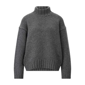 Closed Oversized Pullover