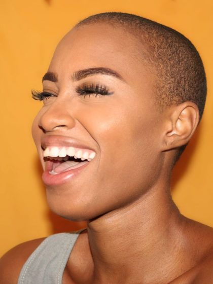 Traumhaft schöne Wimpern dank Vaseline