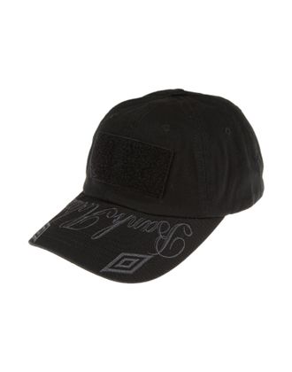Umbro ACCESSOIRES - M&uuml;tzen & H&uuml;te auf YOOX.COM