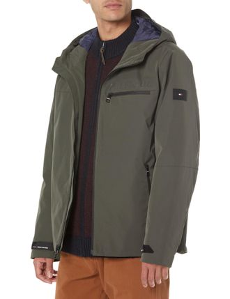 Tommy Hilfiger Herren-Softshell-Kapuzenpullover mit Rei&szlig;verschluss-Brusttasche, Oliv/Blatt f&uuml;r mich (Leaf It to Me), L