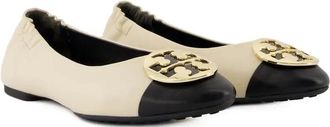 Tory Burch Claire Cap-Toe Ballerinas - Leather - Cream - Gr. 37 (EU) - in Beige
