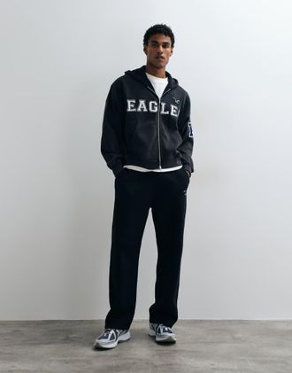 Abercrombie & Fitch Jogginghose mit offenem Saum in Schwarz