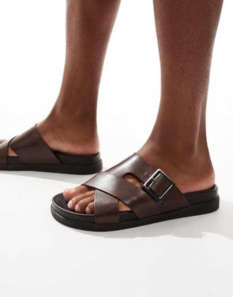 schuh Summit - Leder-Sandalen in Braun mit Fu&szlig;bett und Schnalle